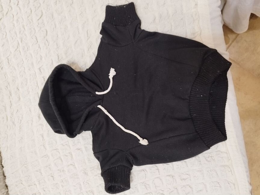 Джемпер для маленькой собачки