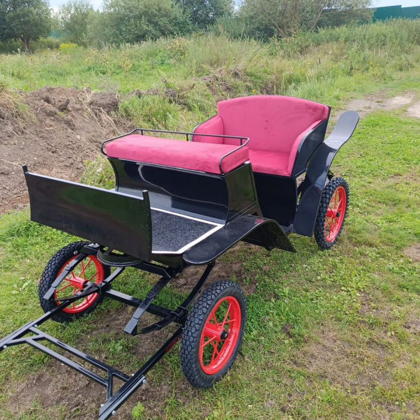 Фаэтон прогулочный для лошади в наличии