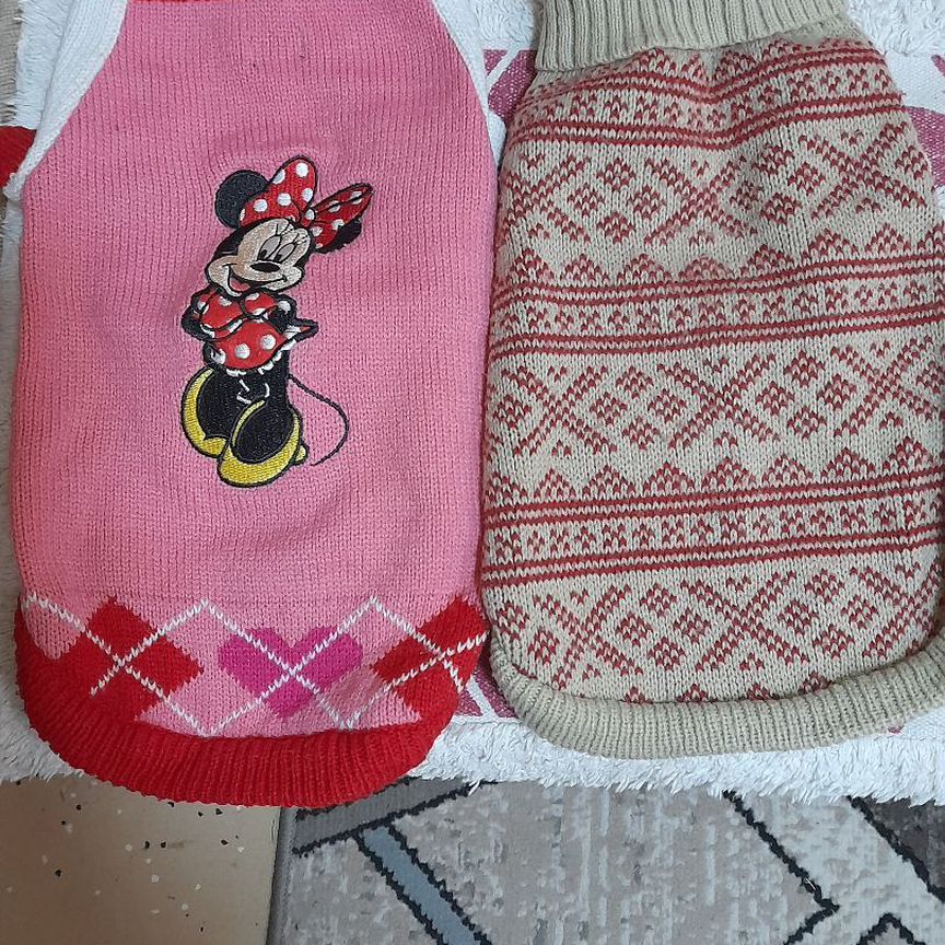 Свитер