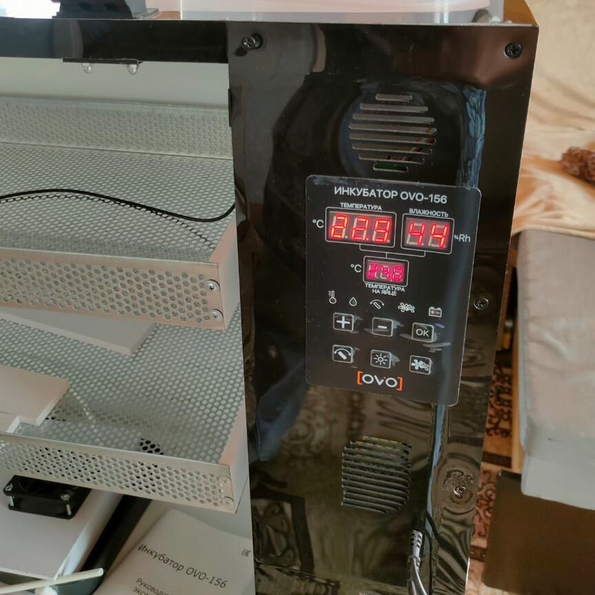 Инкубатор для яиц автоматический переворот