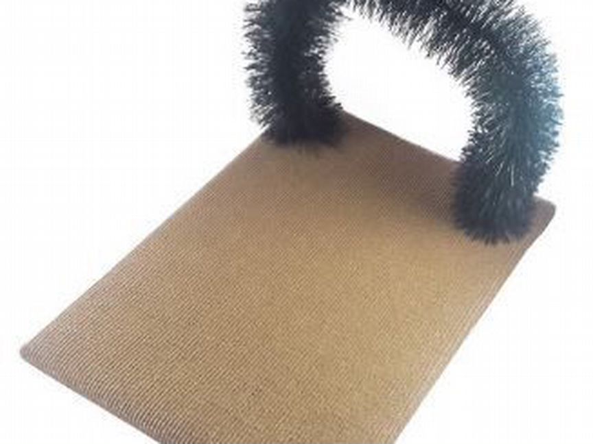 Когтеточка с чесалкой антицарапки 30*36см