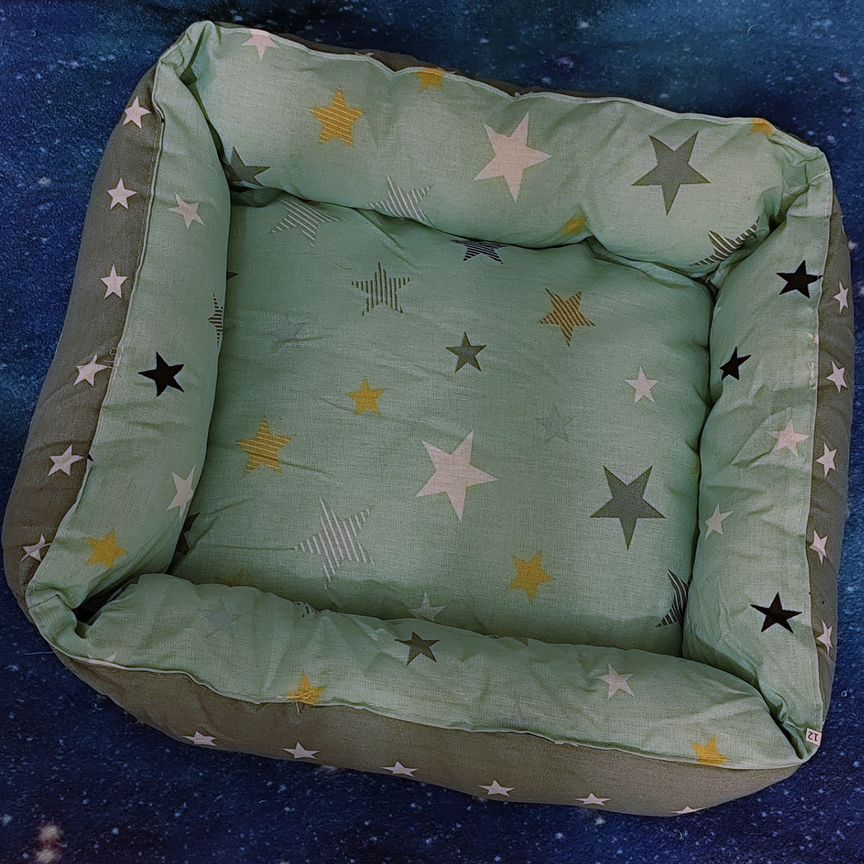 Мягкая лежанка для кошек и собак