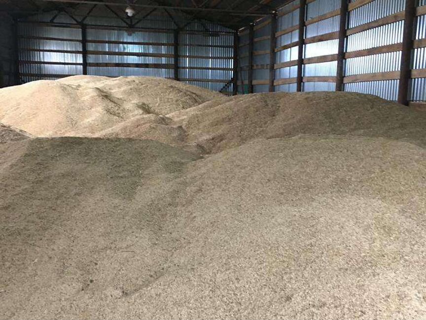 Зерно ячмень и овес