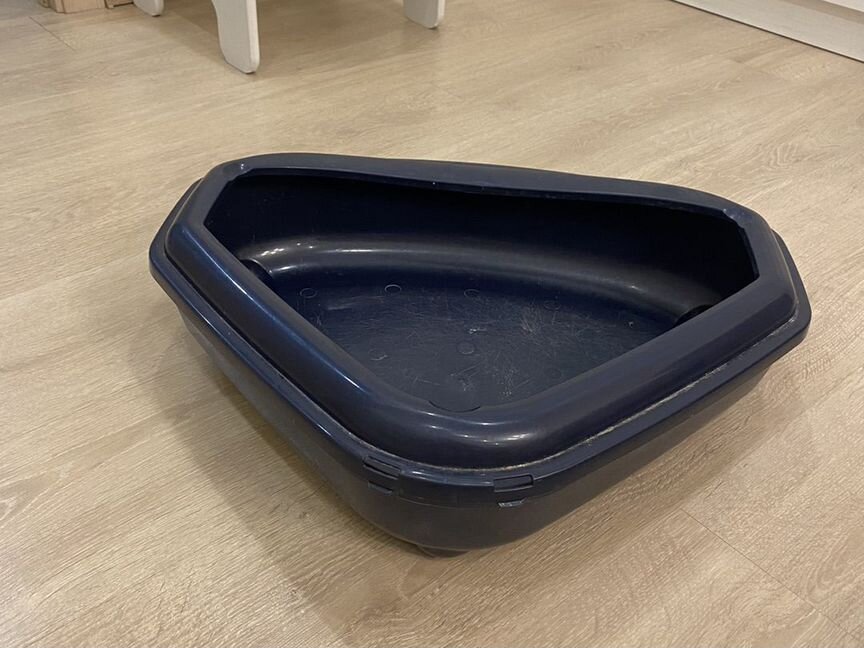 Лоток для кошек большой угловой