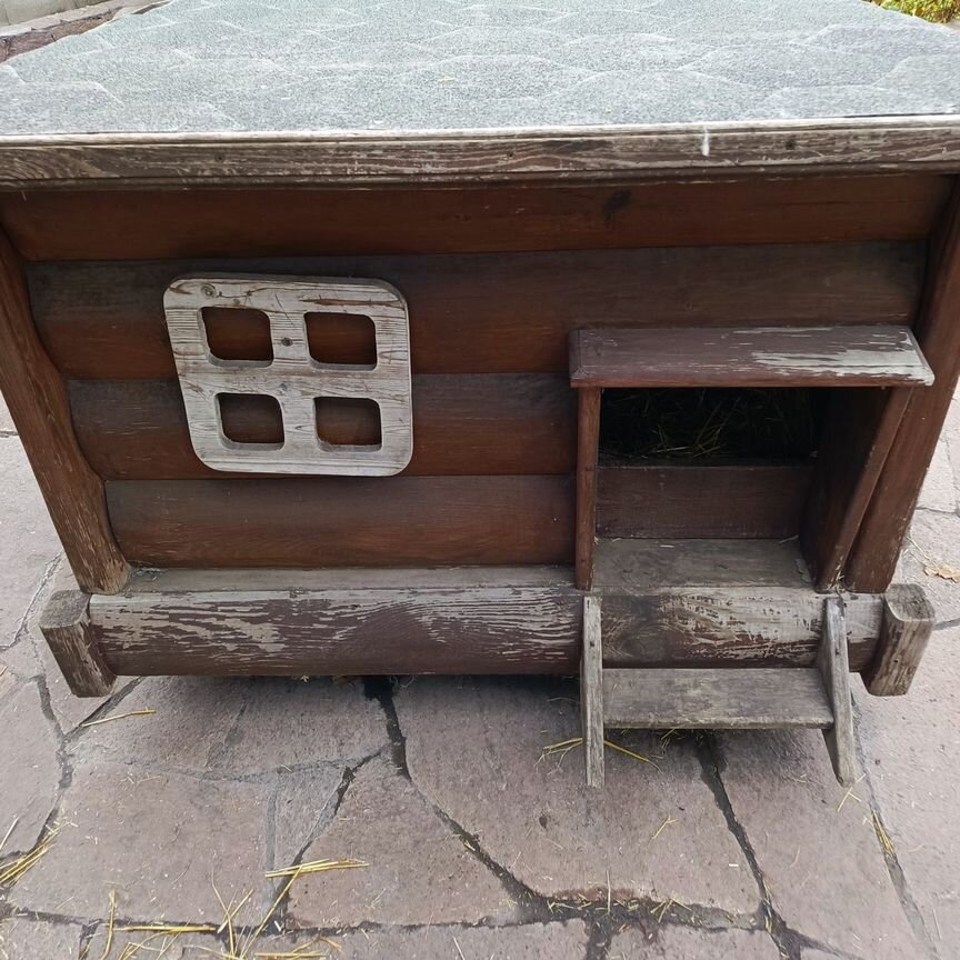 Будка для собак крупных пород