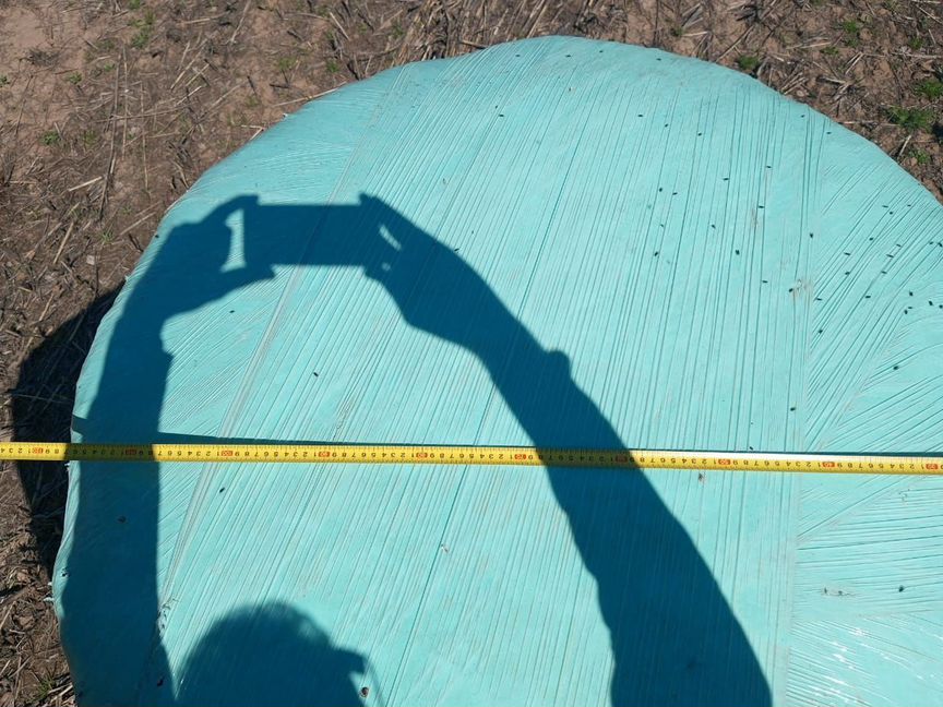 Сенаж в рулонах