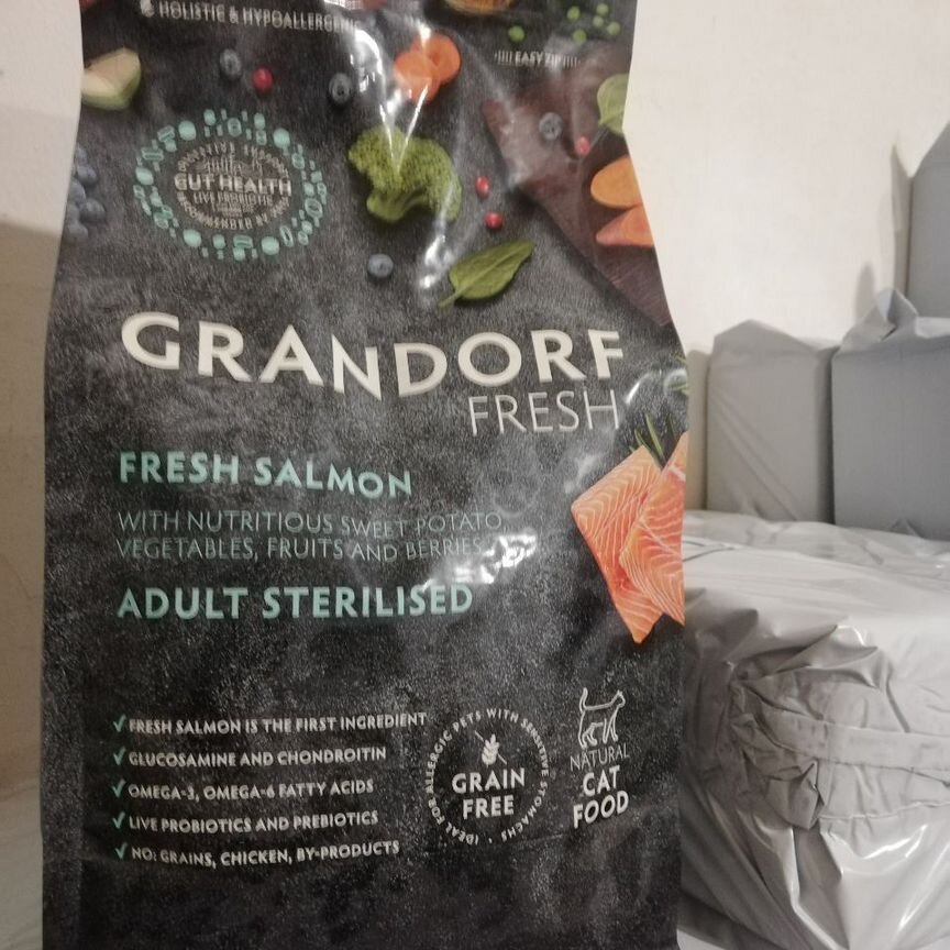 Корм для кошек Грандорф Fresh лосось 2кг(Поврежден