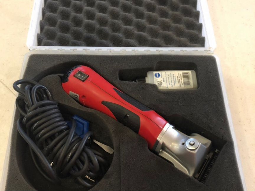 Продам машинку для стрижки lc culti horse clipper