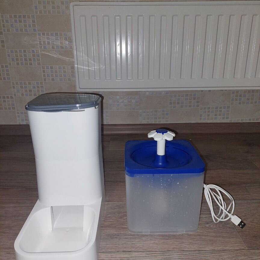 Фонтан поилка для кошек