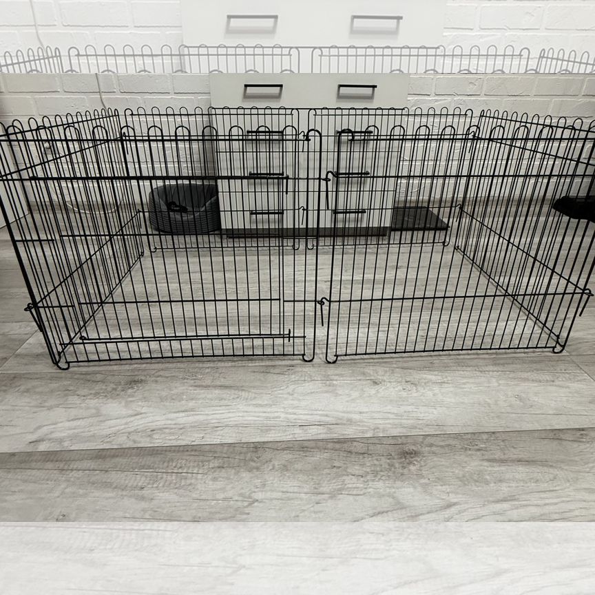 Вольер и кормушка для собаки