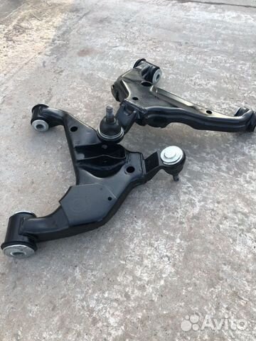 Рычаги нижние подвески Hilux купить в Братске TOYOTA 48069-0K090 48068 ...