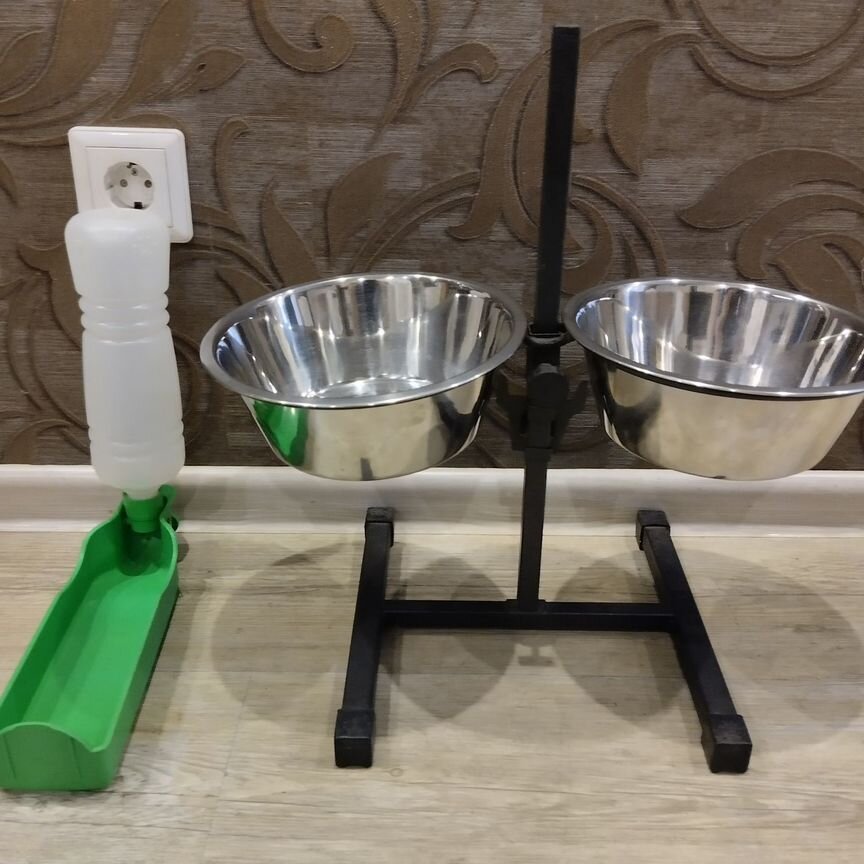 Разборная подставка под собачьи миски