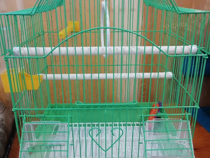 Клетка и корм для попугайчика