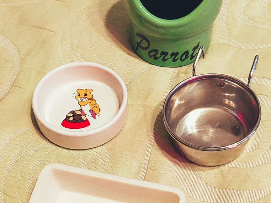 Миски для грызунов и птиц