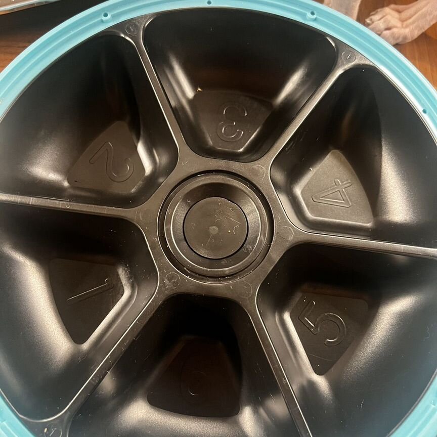 Автоматическая кормушка