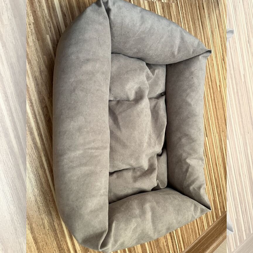 Лежанка для кошек