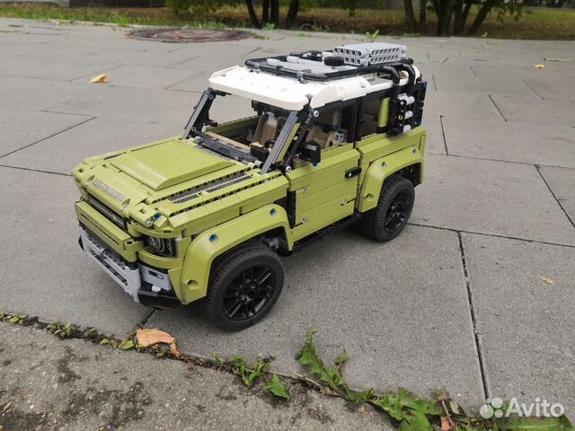 Lego Technic 42110 Land Rover Defender купить в Москве | Хобби и отдых ...
