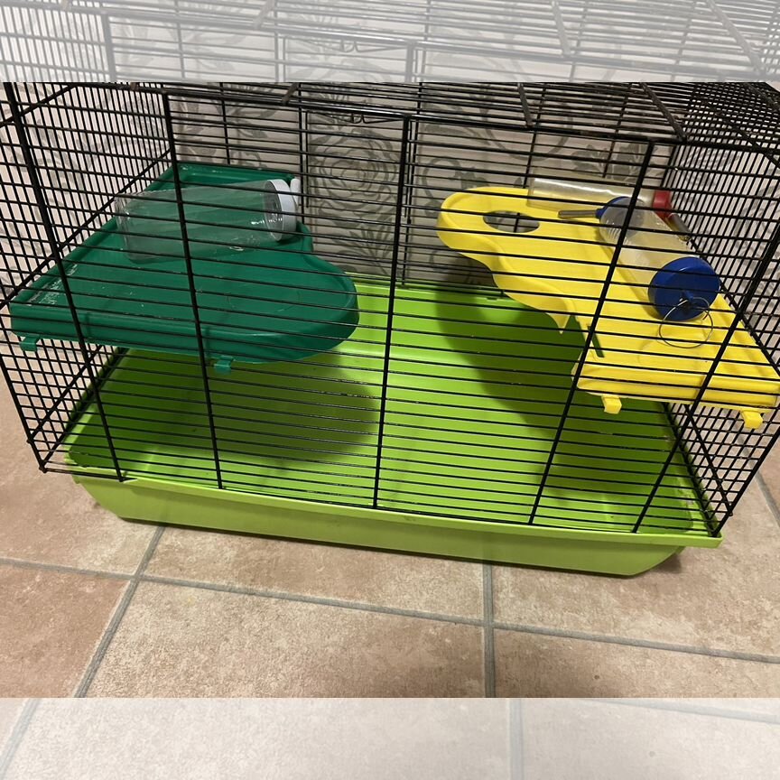 Продам клетку б/у для крыс, хомяков, кролика