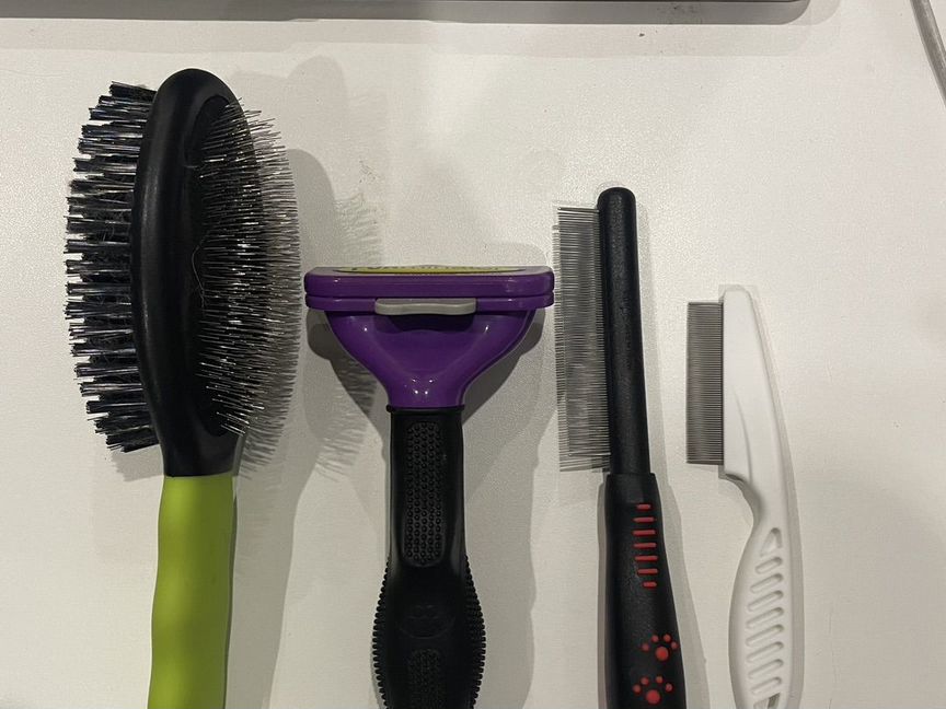 Для животных расчестки и фумигаторы