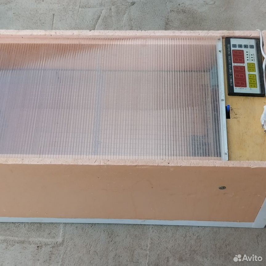 Инкубатор для яиц бу