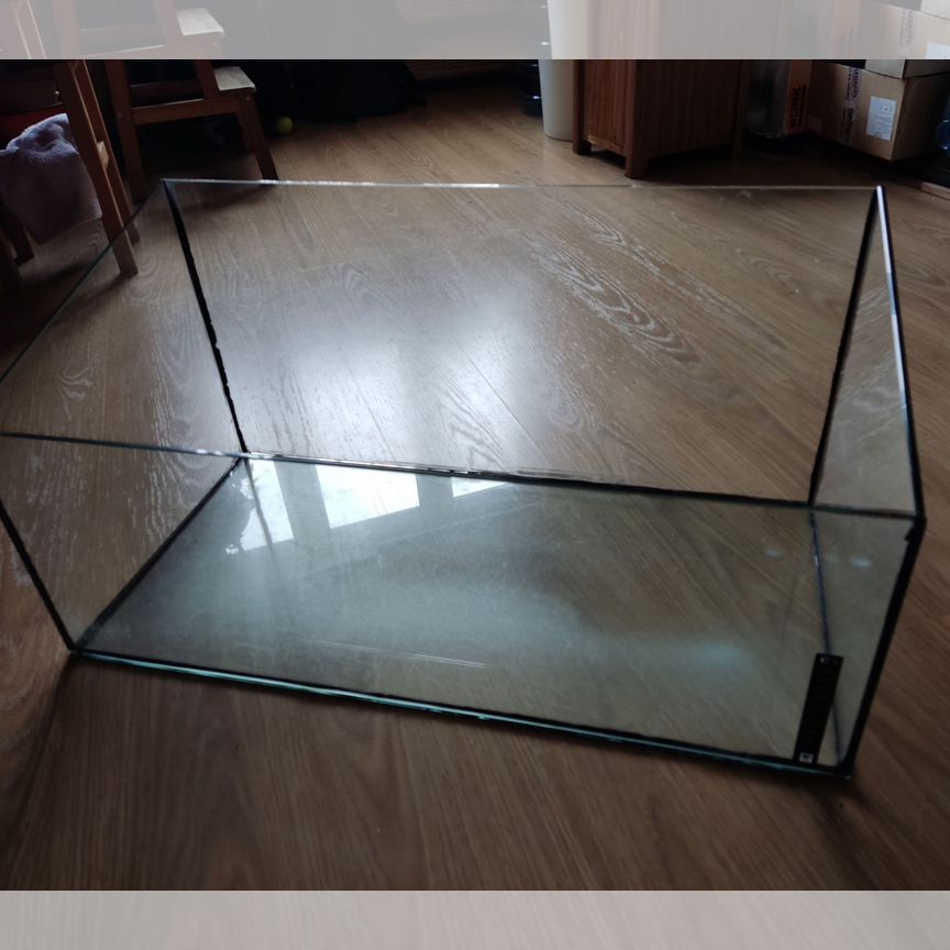 Аквариум черепашник 30 л отличое состояние