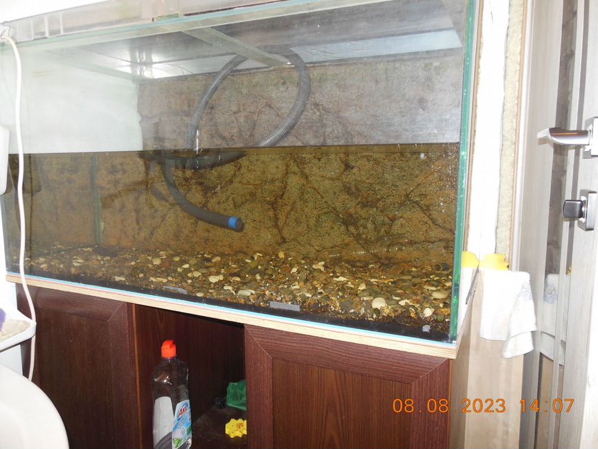 Аквариум с тумбой