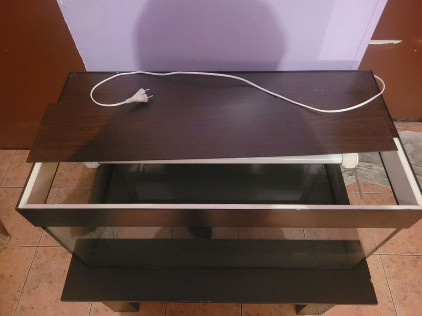 Аквариум 105 литров с подсветкой