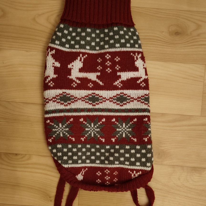 Кофта для собаки вязаная