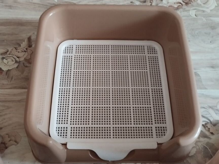 Лоток для собак под пеленку