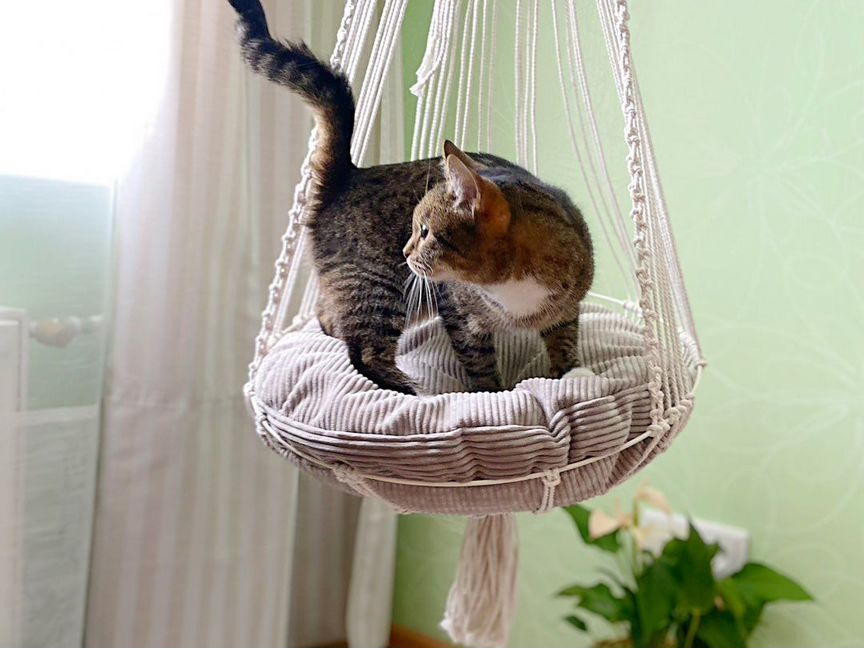 Подвесная лежанка для кошки