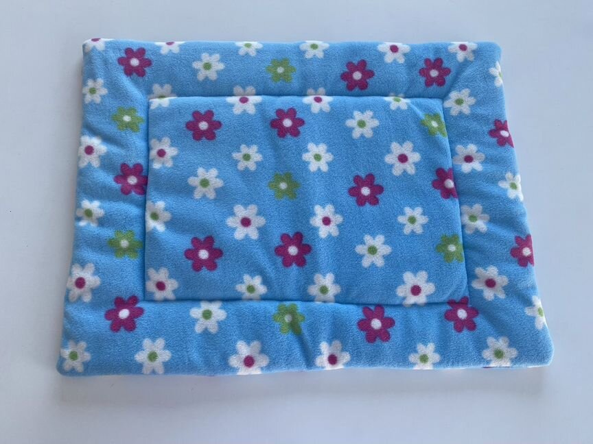 Лежанка для собак и кошек