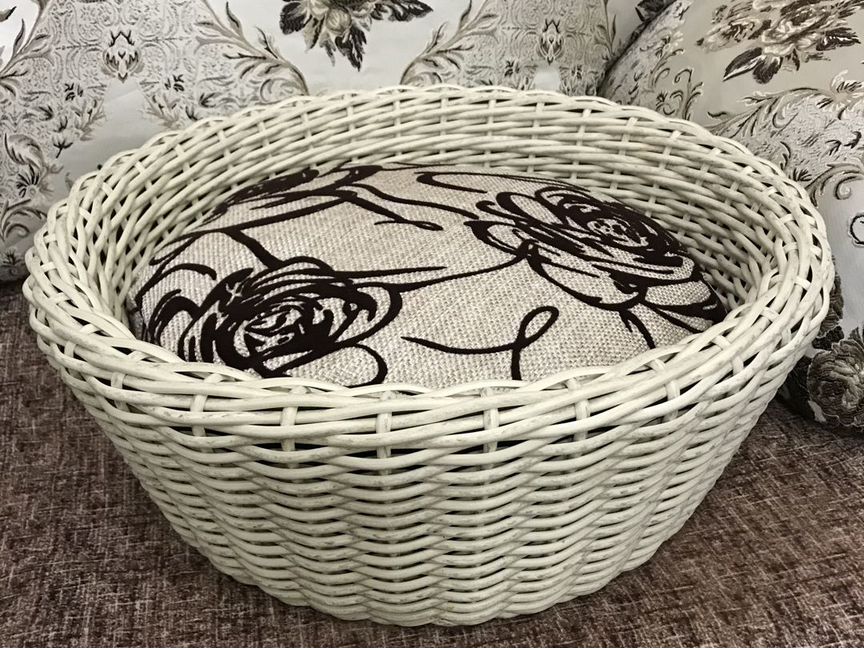 Лежанка для питомцев