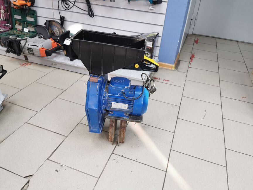 Кормоизмельчитель Эликор-1