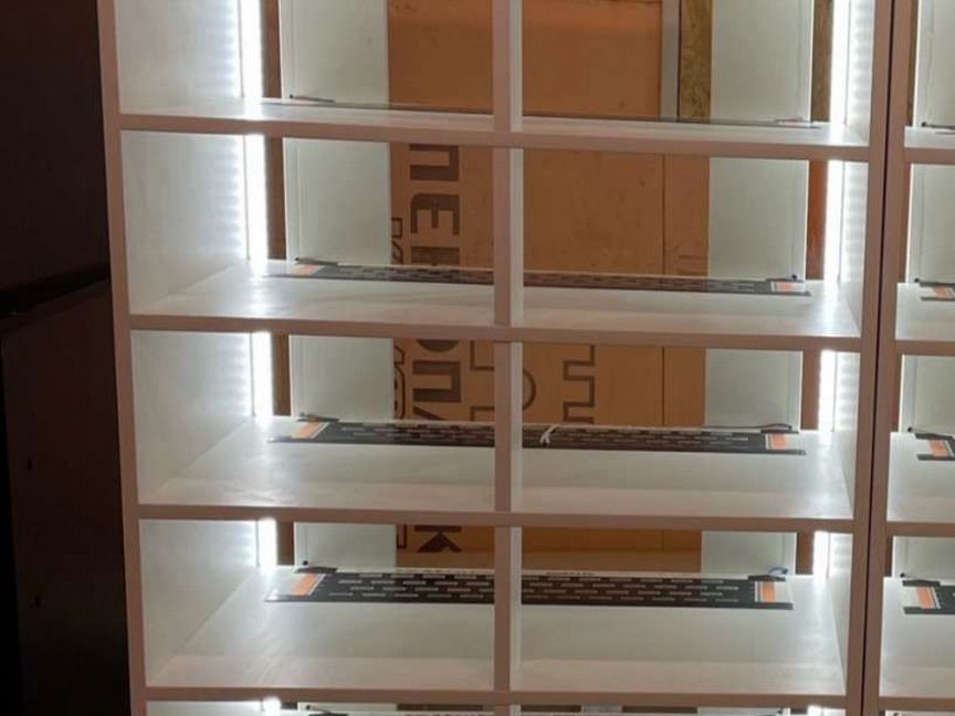 Стеллаж/стойка для рептилий