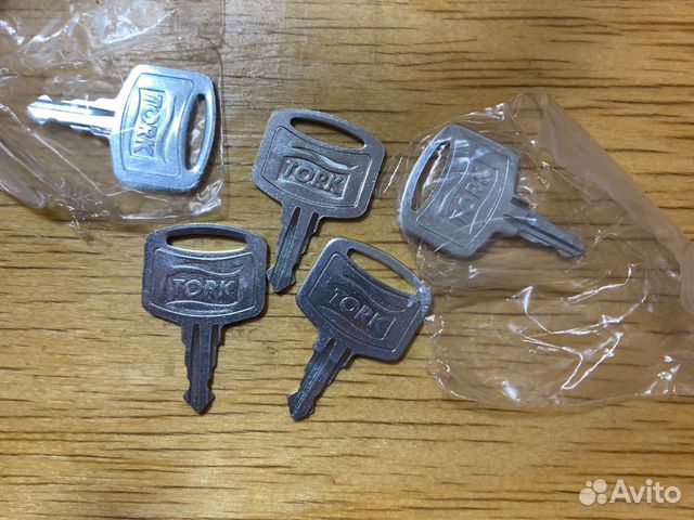 200260 ключ для диспенсера Tork купить в Санкт-Петербурге | Авито