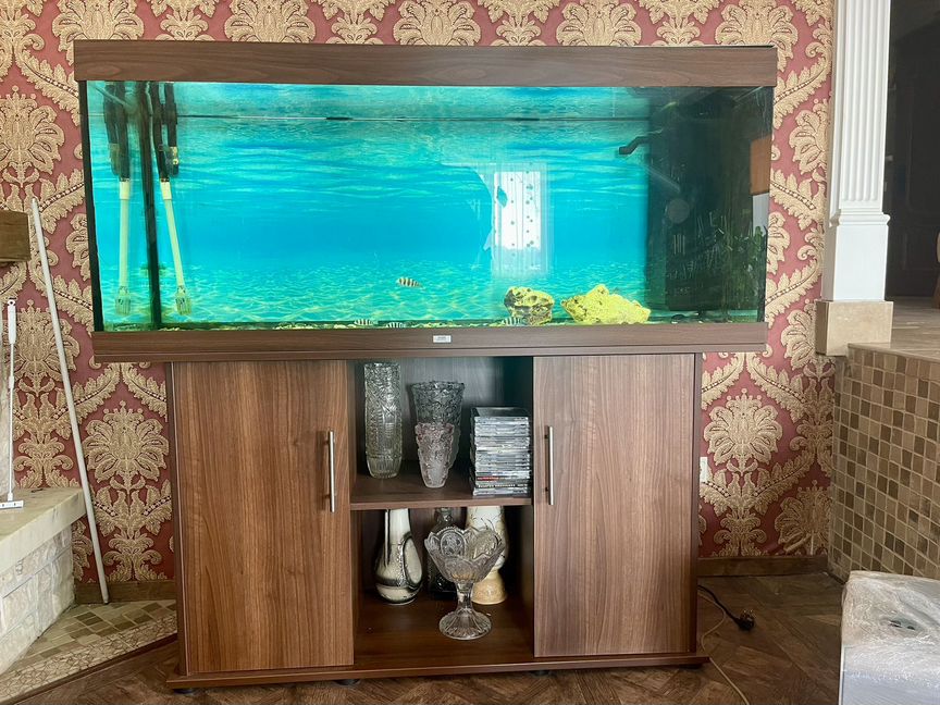 Аквариум с тумбой 450 литров juwel