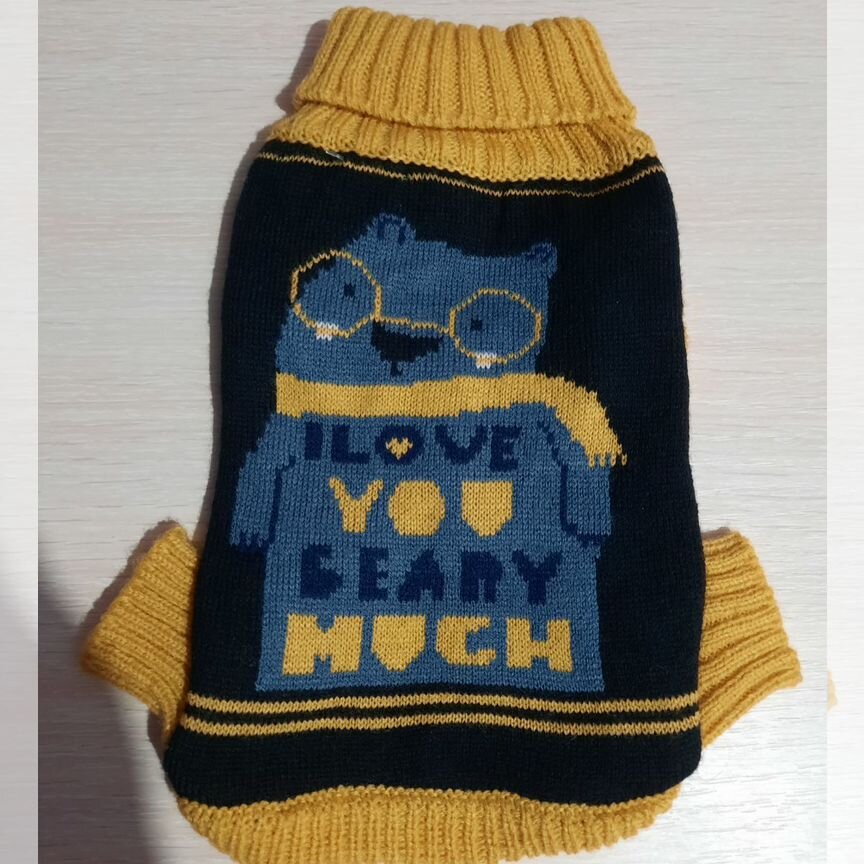 Свитерок для маленькой собачки