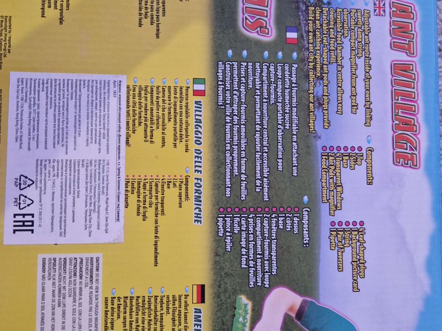 Муравьиная ферма без муравьев ant village