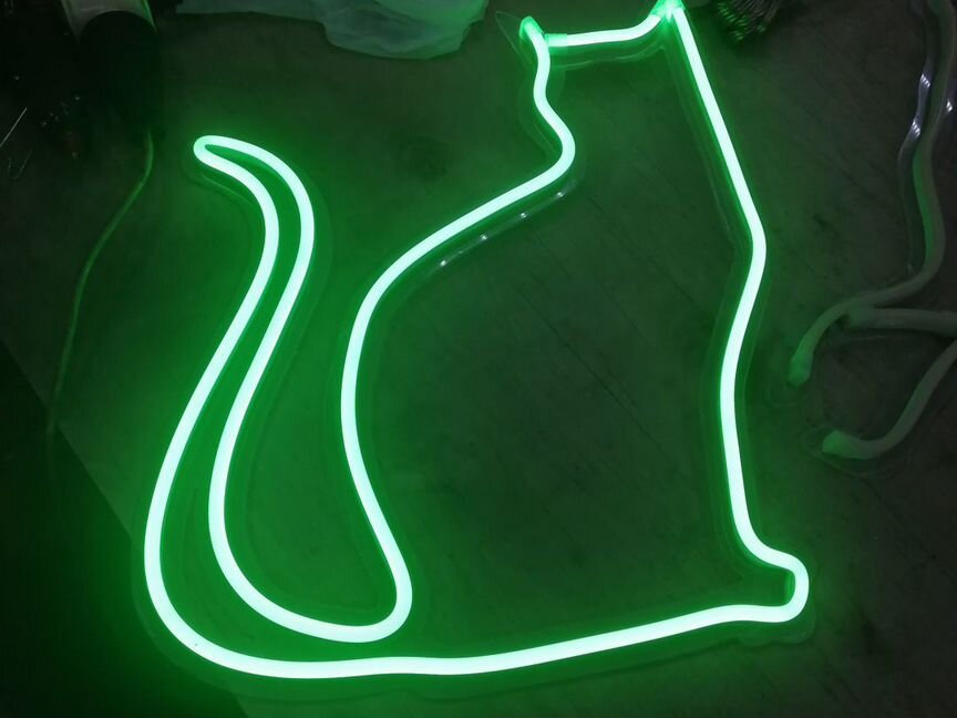 Фигуры из гибкого неона для зоомагазина