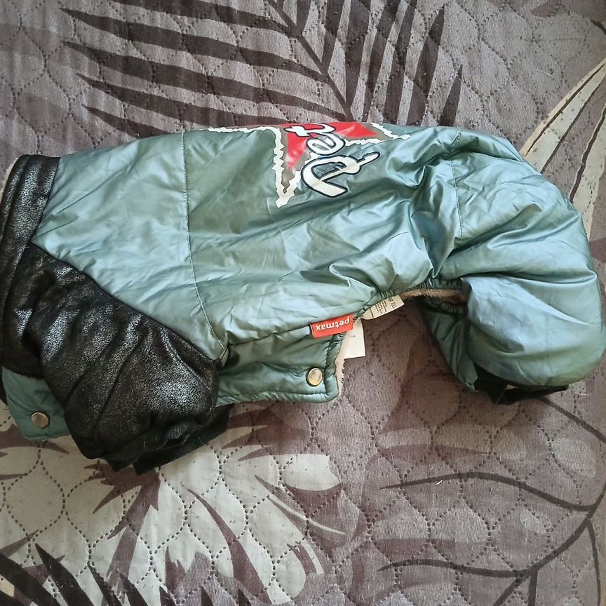 Комбез на маленькую собачку