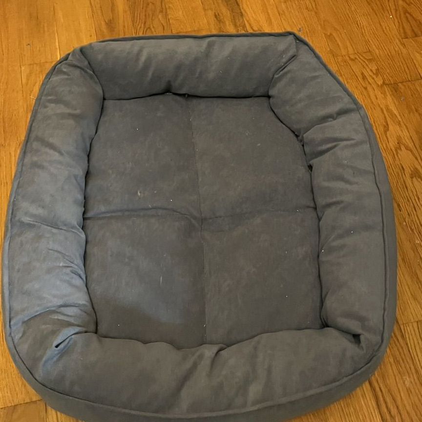 Лежанка для собак