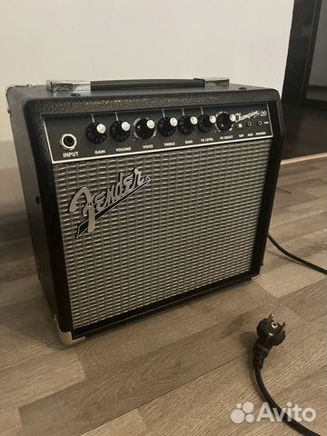 Комбоусилитель Fender Champion 20 купить в Челябинске | Хобби и отдых ...