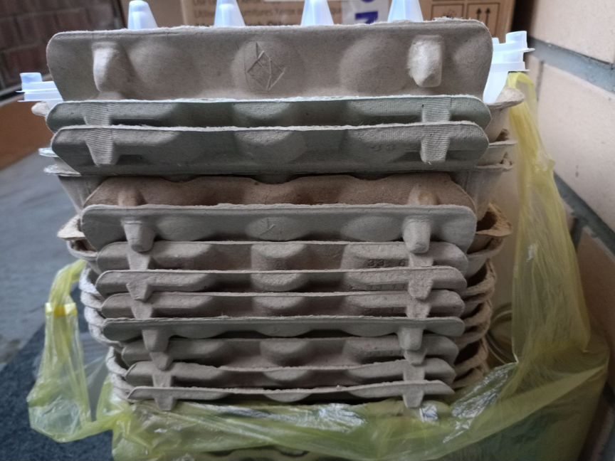 Картонные ячейки для яиц