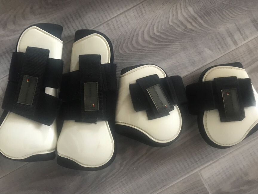 Ногавки для лошади