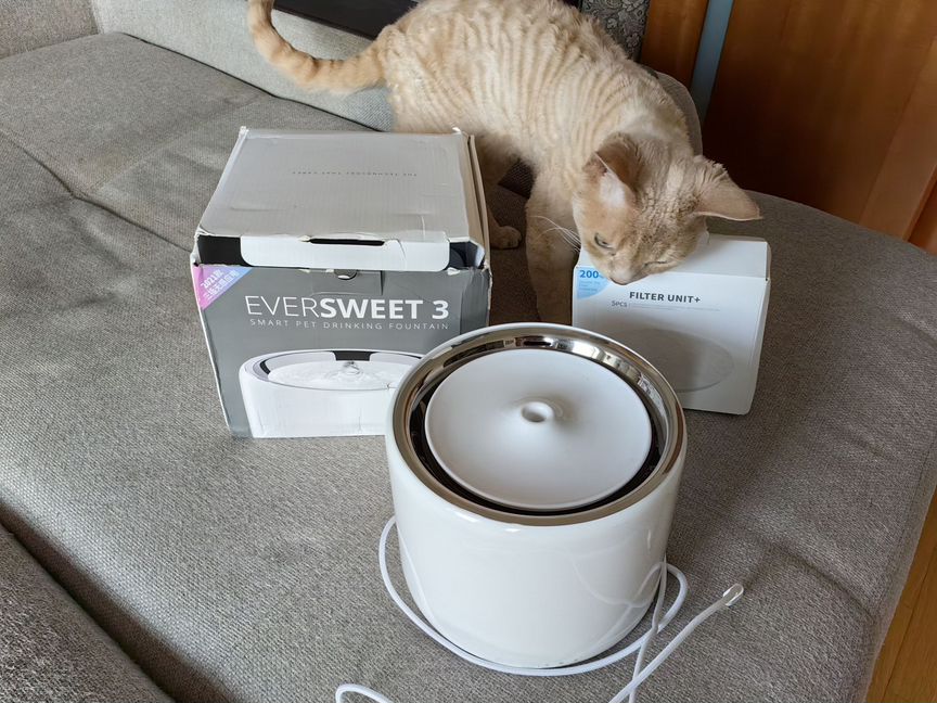 Фонтан для кота eversweet 3