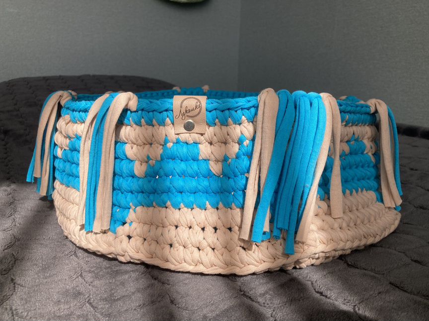 Лукошко-лежанка для питомца