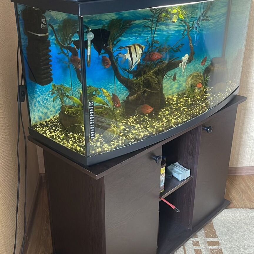 Продам аквариум на 180 литров