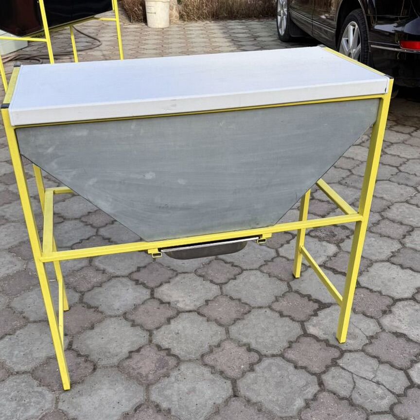 Стол для распечатки рамок медогонка