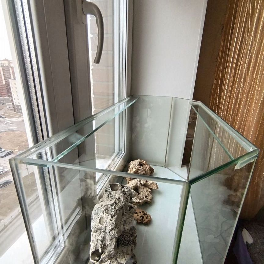 Аквариум шестиугольный   грунт   декорации