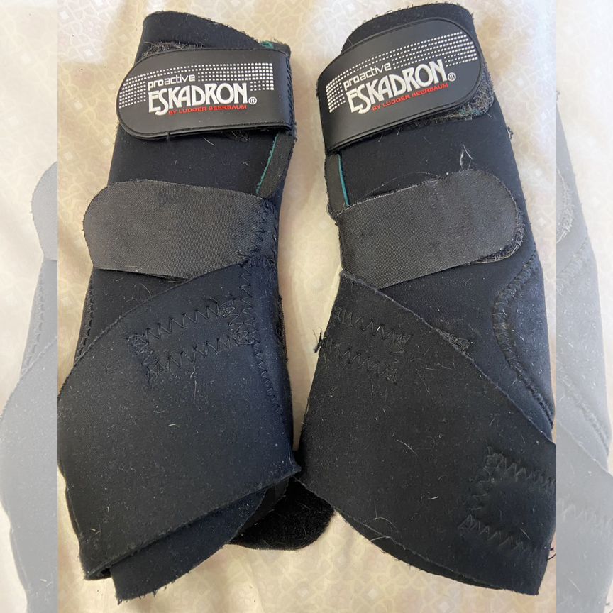 Ногавки для лошади eskadron